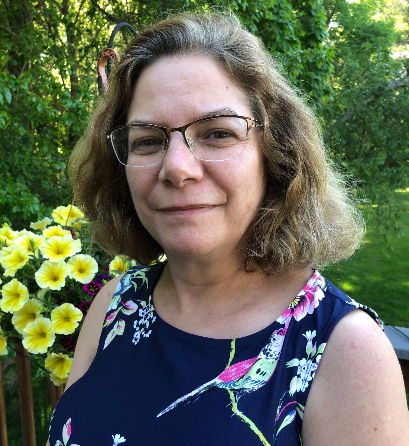 Lisa Garvey's Instagram, Twitter & Facebook on IDCrawl